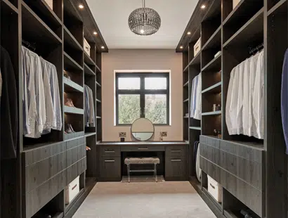 Customize Built-in Walk In Wardrobes | AJ Flying